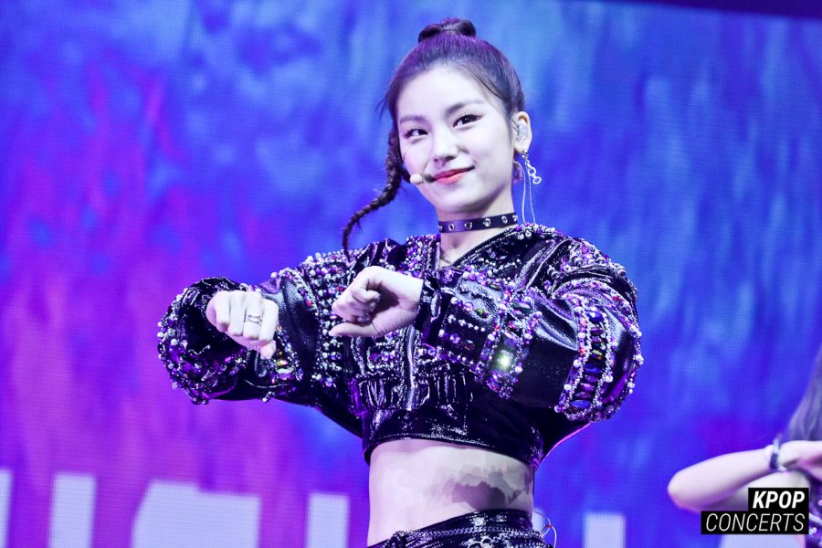 [GALLERY] ITZY Premiere Showcase Tour 'ITZY? ITZY!' in Los Angeles - K ...