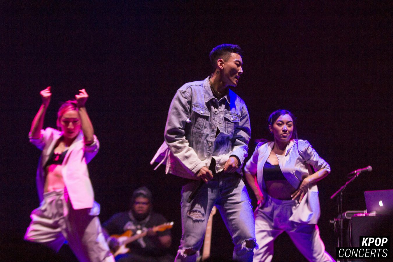 GALLERY: Amber Liu Tour X in LA - K-Pop Concerts