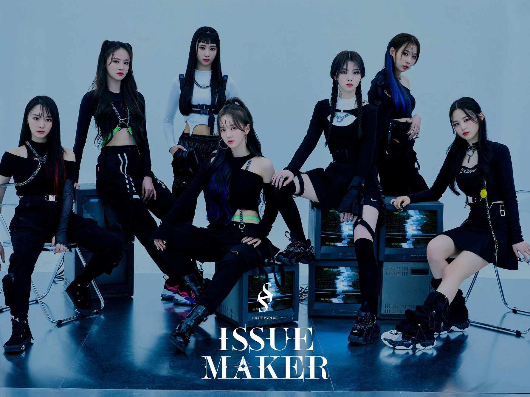 HOT ISSUE Makes Captivating Debut with "GRATATA" - K-Pop Concerts