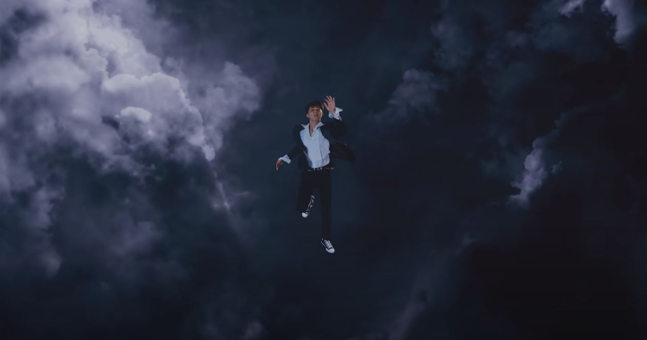 B.I Emerges From Cold Waters in "illa illa" Solo Debut - K-Pop Concerts