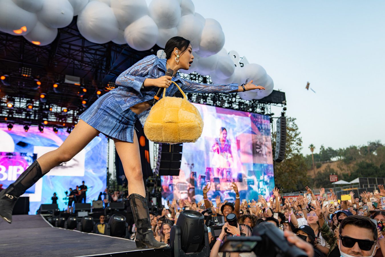 Breakout Artist BIBI Makes Hearts Swoon at ‘Head In The Clouds ...