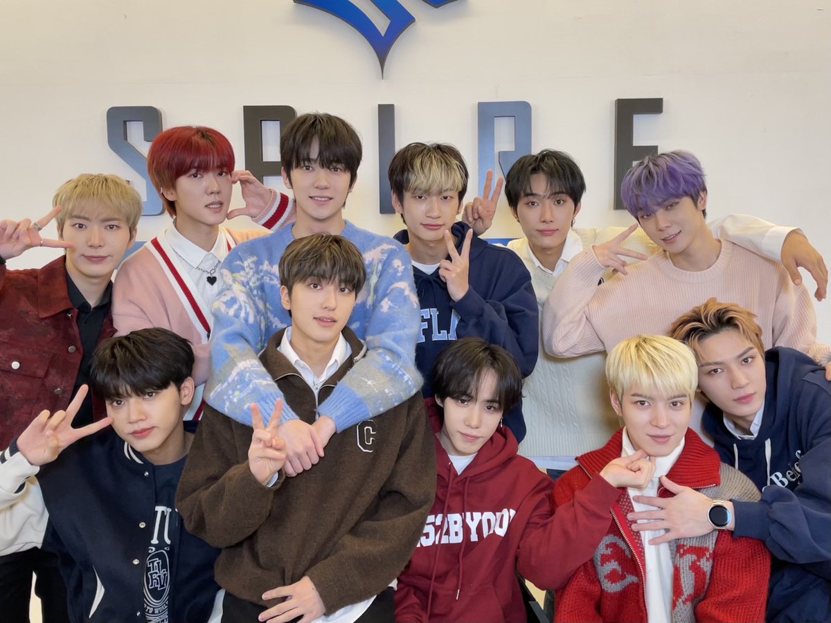 [RECAP] For the First Time, OMEGA X Greets For X at “OMEGA X 1st Fan ...