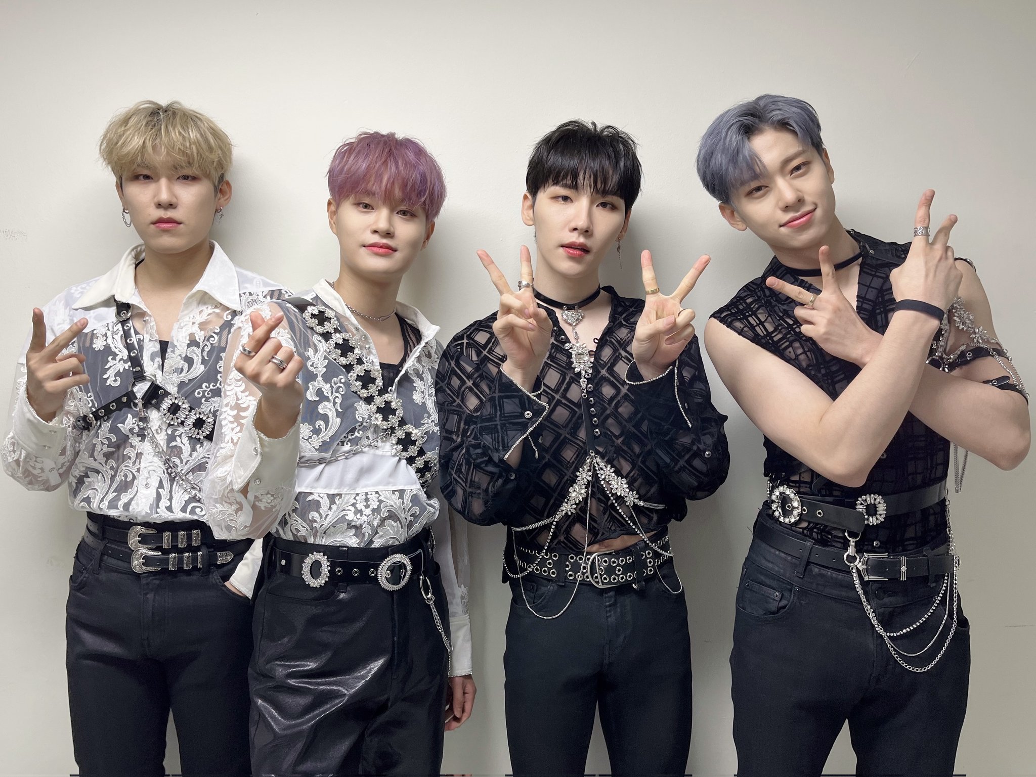 [INTERVIEW] AB6IX Talks Concerts, 'COMPLETE WITH YOU,' and Who Would ...