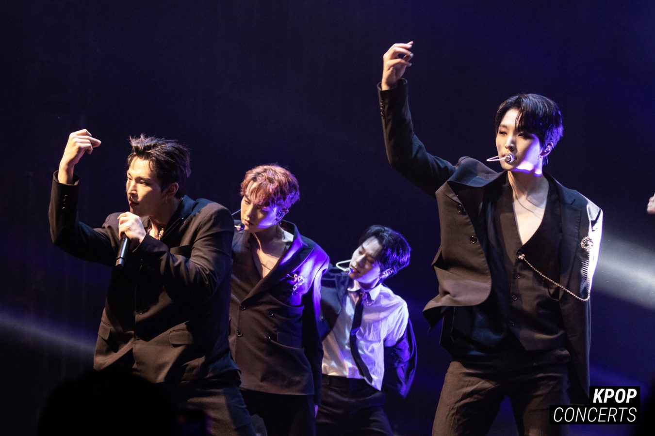 [RECAP] ONEUS’ Theatrical Performance Captivates Audience at Sold-Out ...