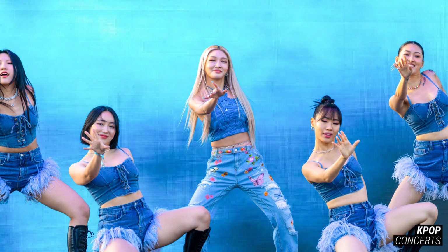 [GALLERY] Head in The Clouds Festival (Day 1) - K-Pop Concerts