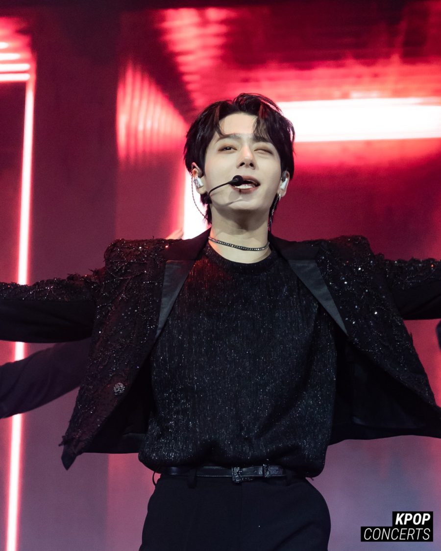 [GALLERY] ONEUS 1st World Tour 'Reach for Us' in Pasadena - K-Pop Concerts