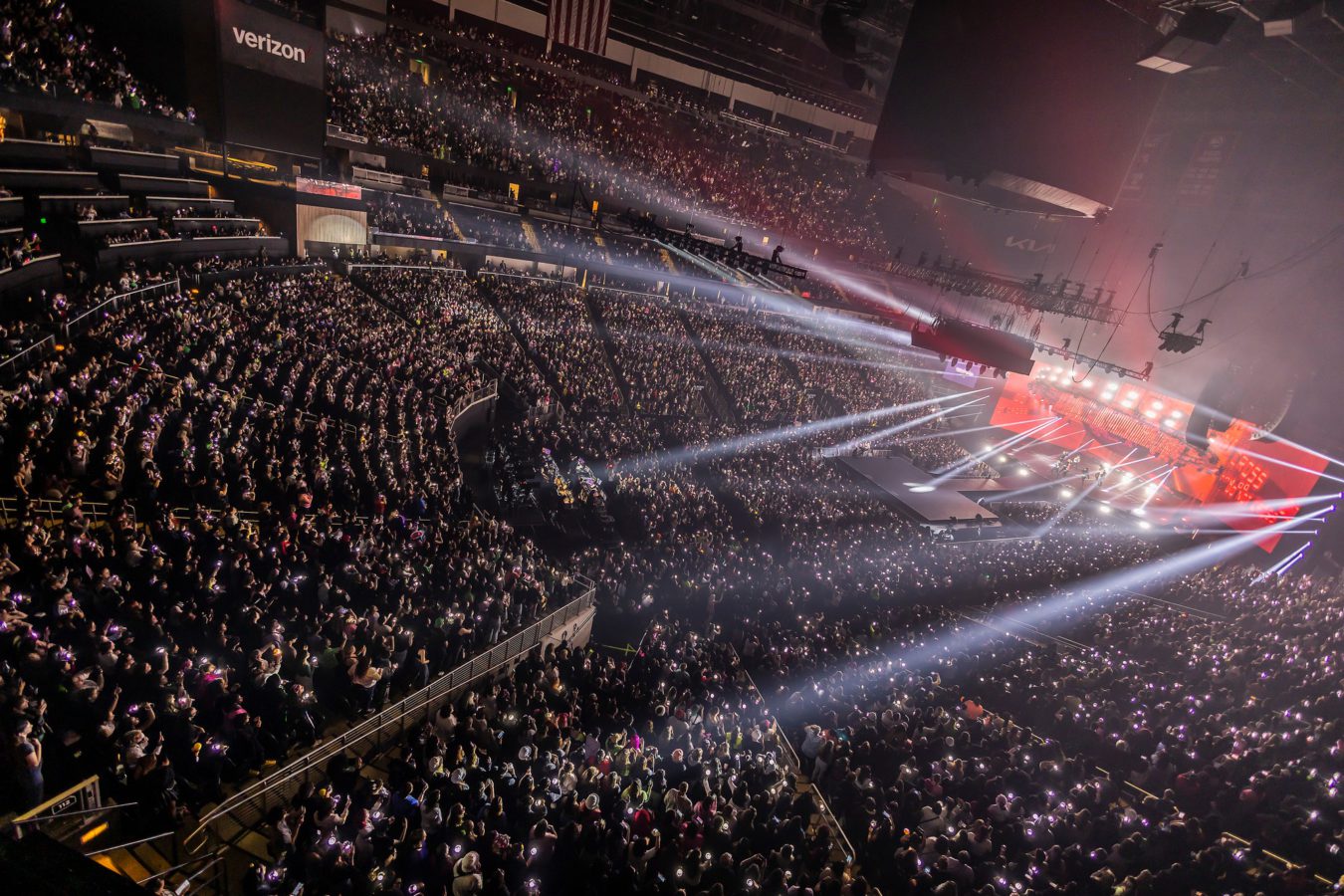 [GALLERY] Stray Kids 2nd World Tour "Maniac" in USA - K-Pop Concerts